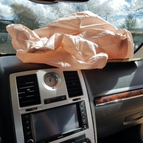 Florida Airbag Injuries Attorney Near You - Can Airbags Break Bones ...